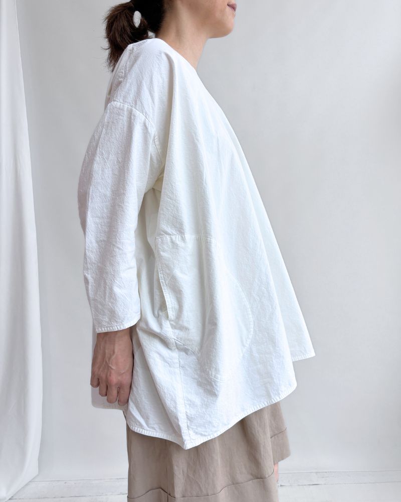 Plain Cotton Tunic in White – Veritecoeur | Vintage Texture, Relaxed ...