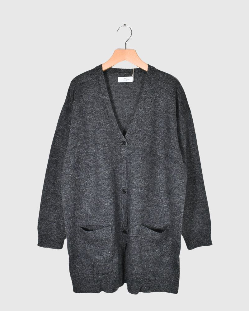 SHETLAND WOOL/LINEN V-NECK LONG 3 BUTTON CARDIGAN in Navy – Miel.jp
